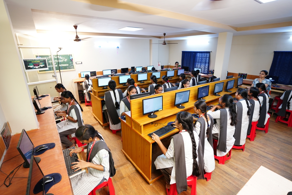yrl-degree-college-samalkot